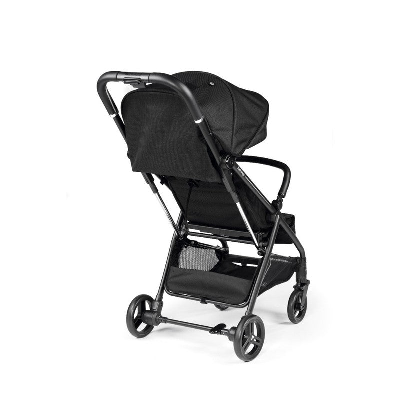 COCHE LIVIANO SELFIE COLOR ONYX PEG PEREGO